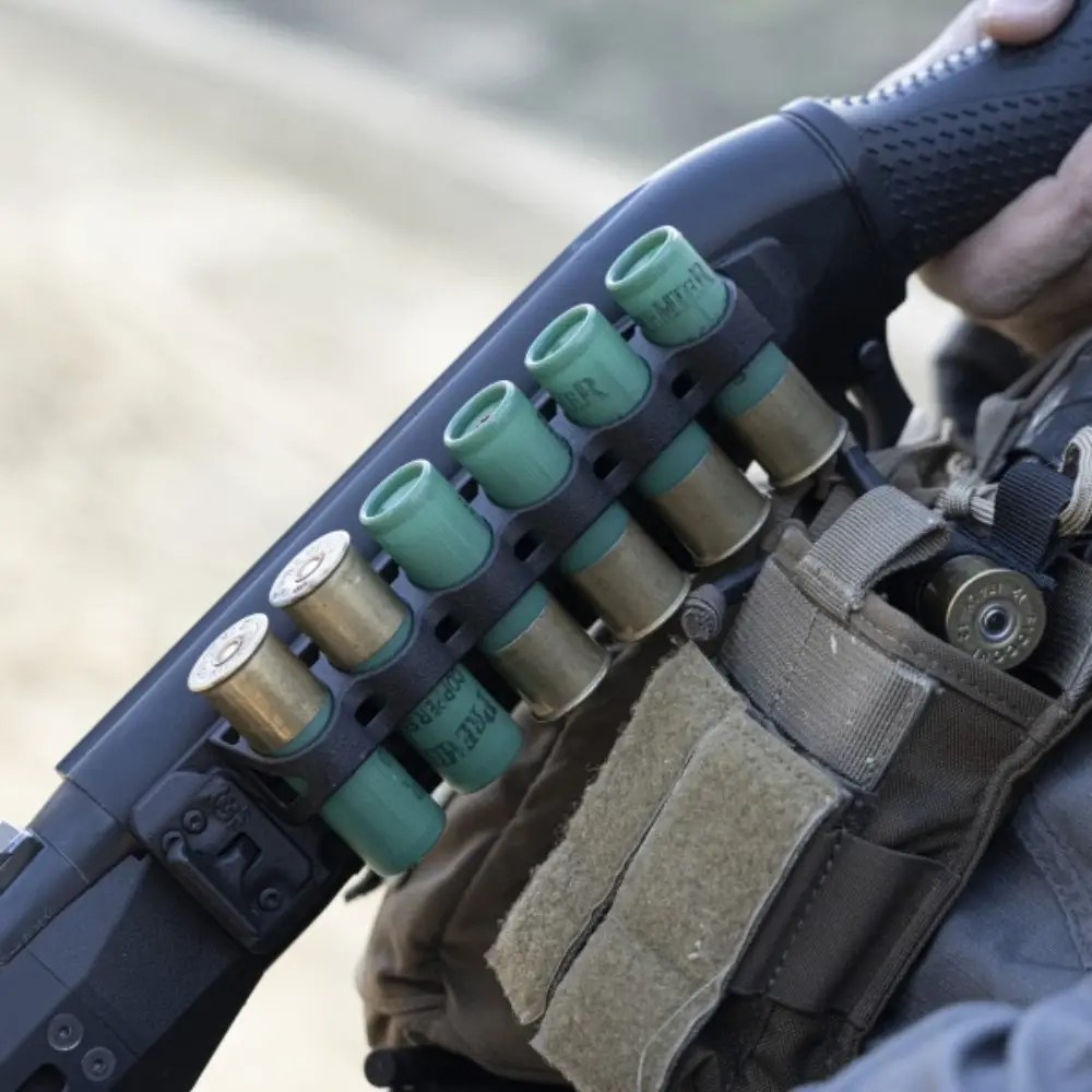 Side Saddle de 6 cartuchos Cal. 12 para Benelli M4 - Toni System